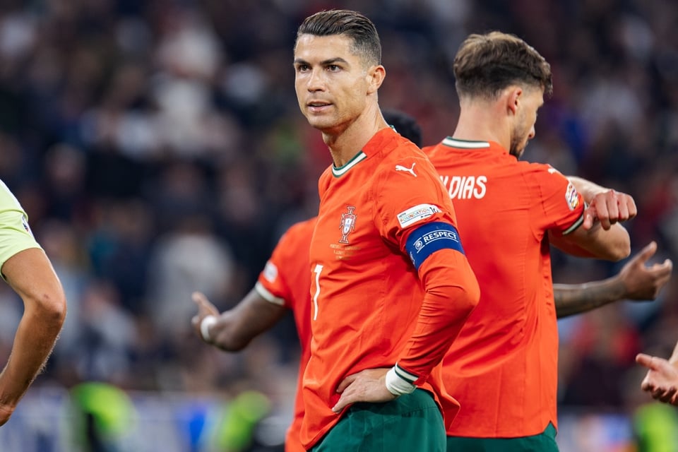 Cristiano marca doblete, pero Portugal no clasifica