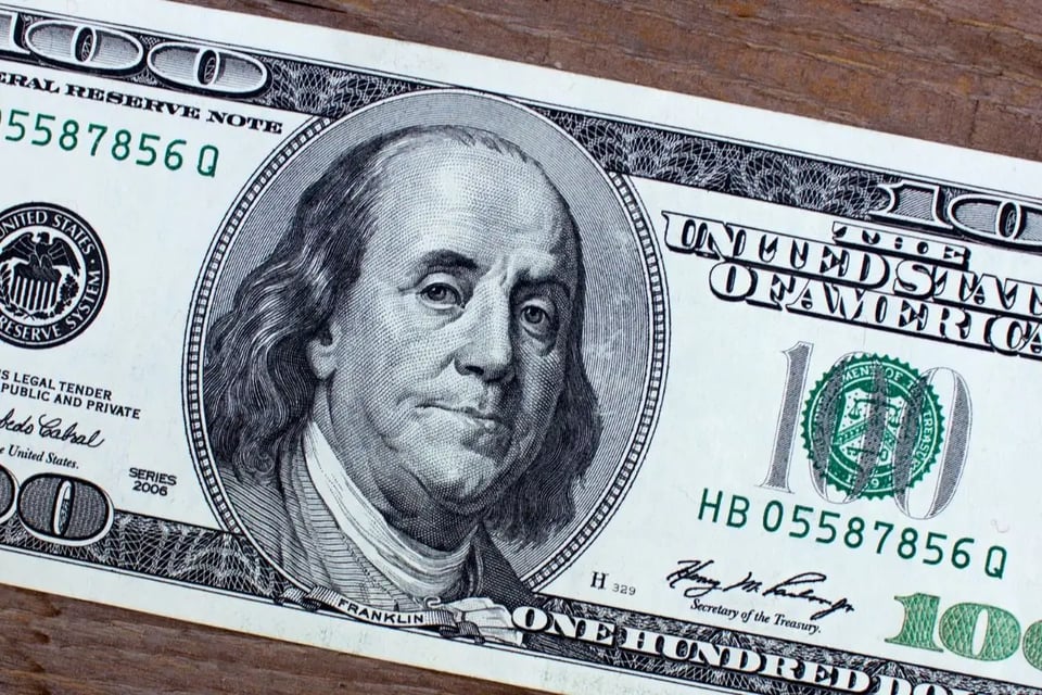 El dólar se cotiza hoy estable en México y Colombia, subió en RD